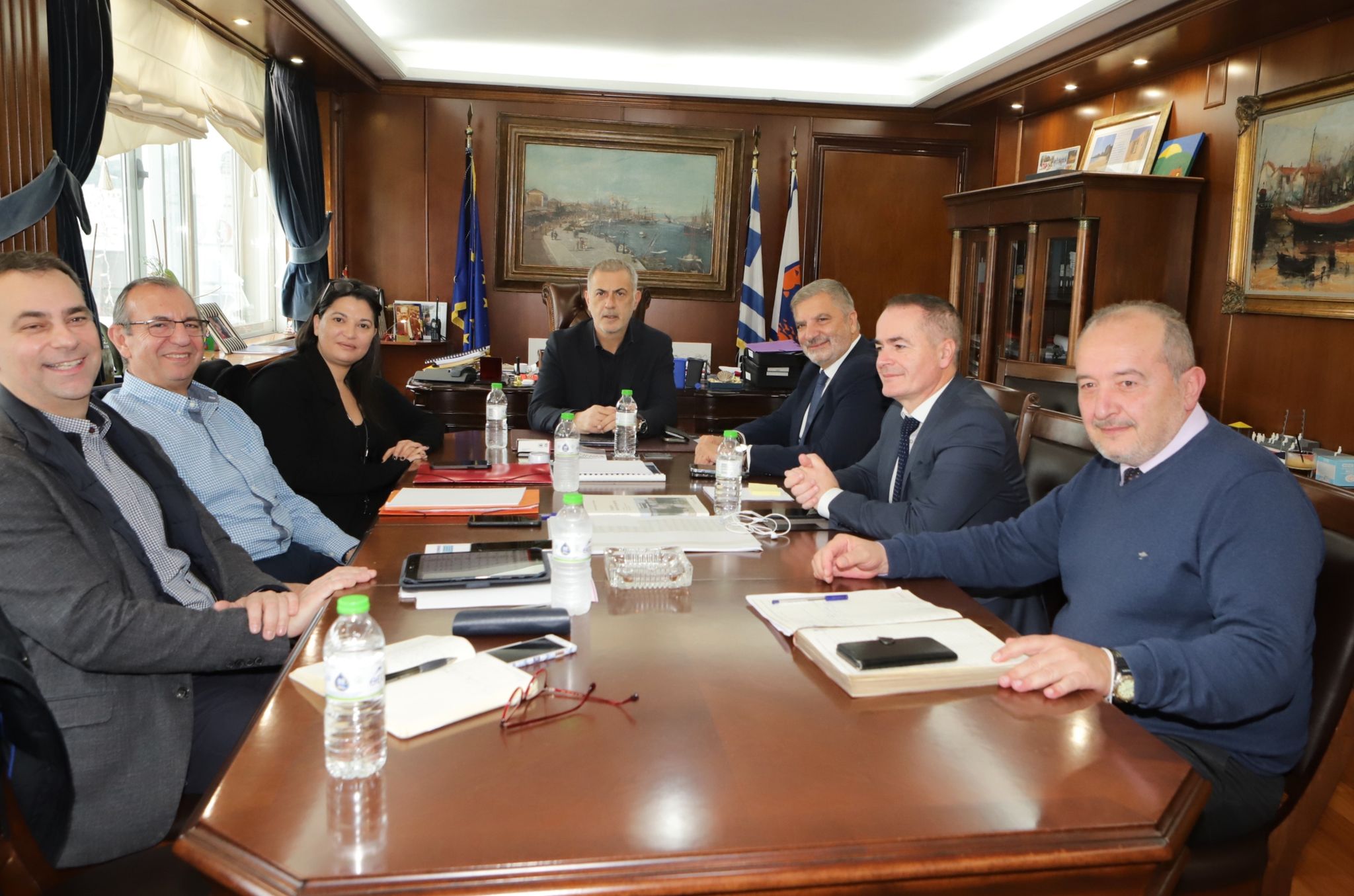 Συνάντηση Δημάρχου Πειραιά Γιάννη Μώραλη με τον Περιφερειάρχη Αττικής ...